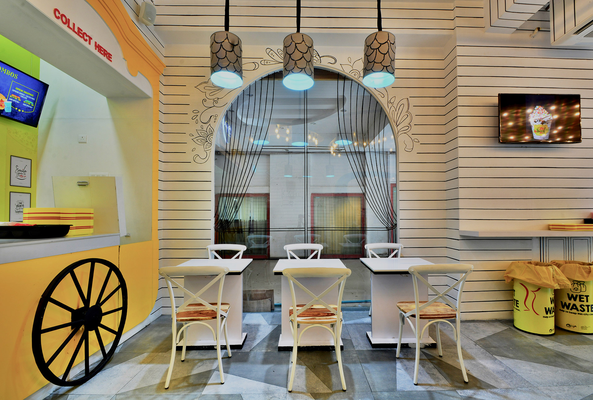 Restaurant interior designer in Indore | Deepak and kavita design studio